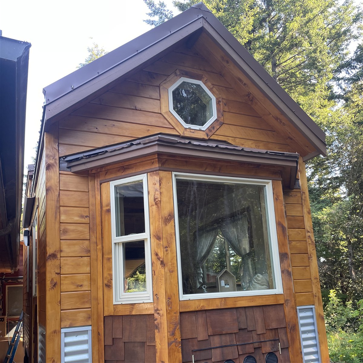 Custom Tiny Home - Tiny House for Sale in Port Orford, Oregon - Tiny House Listings